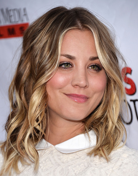 best beachy blondes | Kaley cuoco hair, Wavey hair, Medium length hair ...